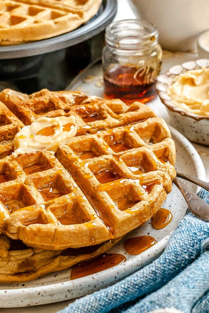 Easy Oatmeal Waffles (Blender Recipe) - Coley Cooks